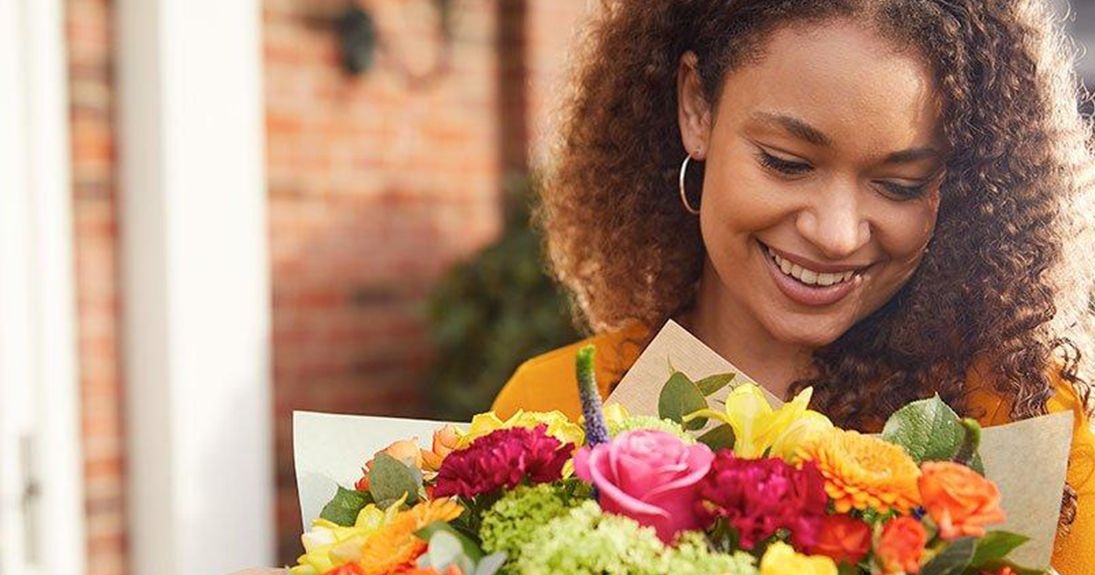 Celebrate International Women's Day with 416-Flowers Arrangements