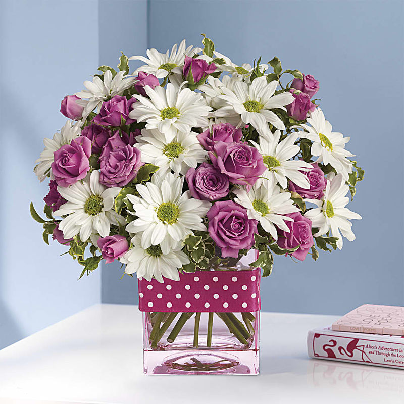 Teleflora's Polka Dots and Posies a3386 | Flower Delivery | Flower Shop