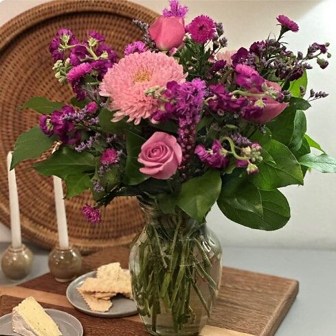 FTD Ultraviolet Bouquet a8157 | Flower Delivery | Flower Shop